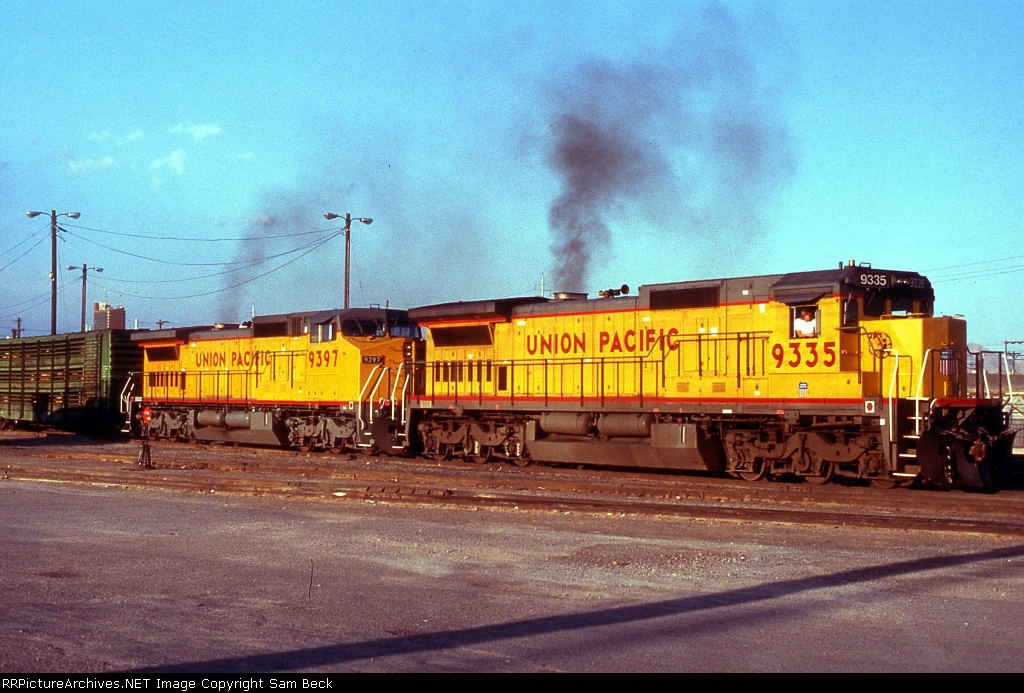 UP 9335 and 9397 oo NPLAZ